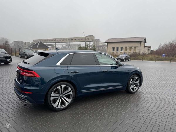 Zils Audi Q8 2019 Telšiai, ar dzinēja tilpumu 2.97 L un nobraukumu 227 tūkst. km par 35999 €, foto 8 vietnē AUTOMOTO.COM.LV