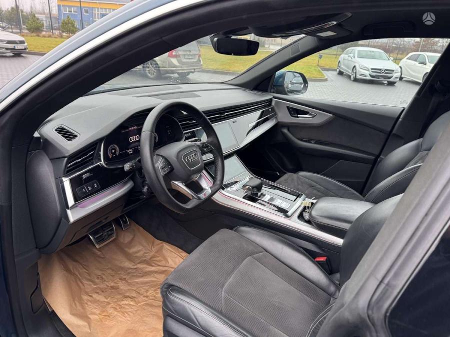 Zils Audi Q8 2019 Telšiai, ar dzinēja tilpumu 2.97 L un nobraukumu 227 tūkst. km par 35999 €, foto 17 vietnē AUTOMOTO.COM.LV