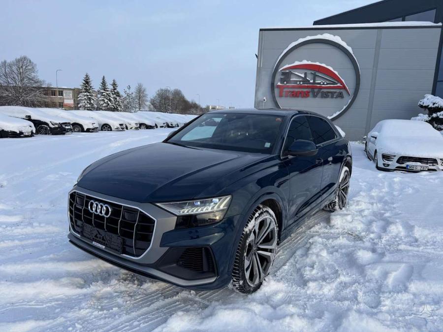 Blue Audi Q8 2019 in Telschi, with an engine capacity of 2.97 L and mileage of 228 thousand km for 35999 €, photo 1 on AUTOMOTO.COM.LV