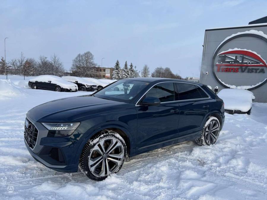 Blue Audi Q8 2019 in Telschi, with an engine capacity of 2.97 L and mileage of 228 thousand km for 35999 €, photo 2 on AUTOMOTO.COM.LV