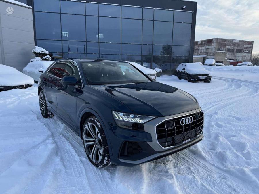 Blue Audi Q8 2019 in Telschi, with an engine capacity of 2.97 L and mileage of 228 thousand km for 35999 €, photo 9 on AUTOMOTO.COM.LV