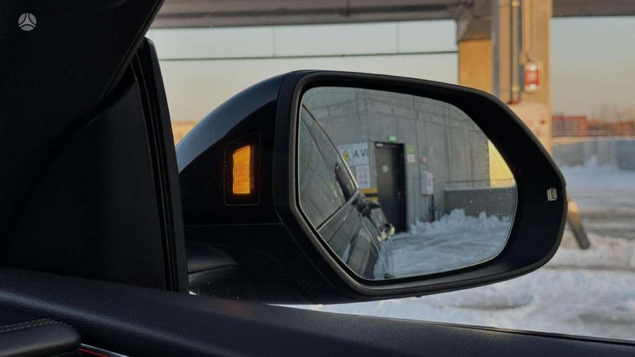 Blue Audi Q8 2019 in Vilnius, with an engine capacity of 2.97 L and mileage of 162 thousand km for 43990 €, photo 15 on AUTOMOTO.COM.LV