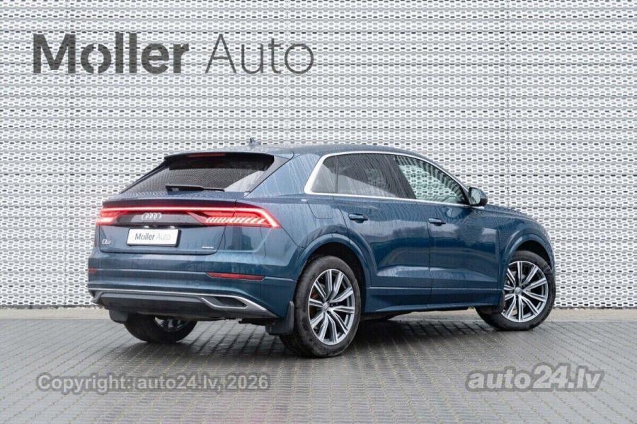 Blue Audi Q8 2019 in Riga, with an engine capacity of 3.00 L and mileage of 178 thousand km for 37900 €, photo 4 on AUTOMOTO.COM.LV