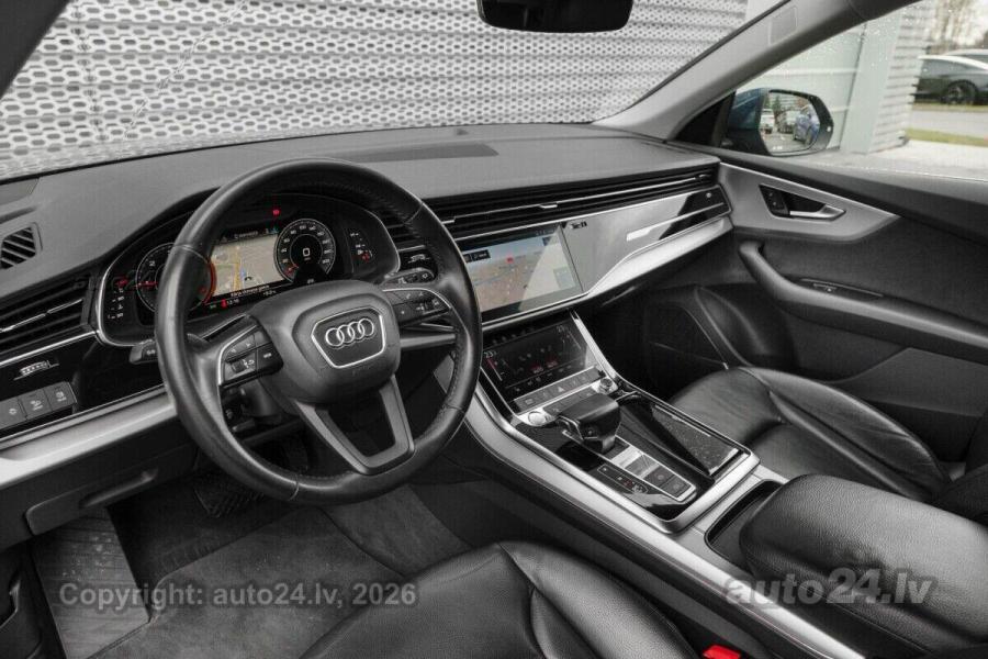Blue Audi Q8 2019 in Riga, with an engine capacity of 3.00 L and mileage of 178 thousand km for 37900 €, photo 6 on AUTOMOTO.COM.LV