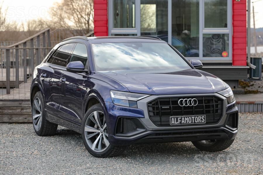 Blue Audi Q8 2019 in Riga, with an engine capacity of 3.00 L and mileage of 140 thousand km for 39990 €, photo 3 on AUTOMOTO.COM.LV
