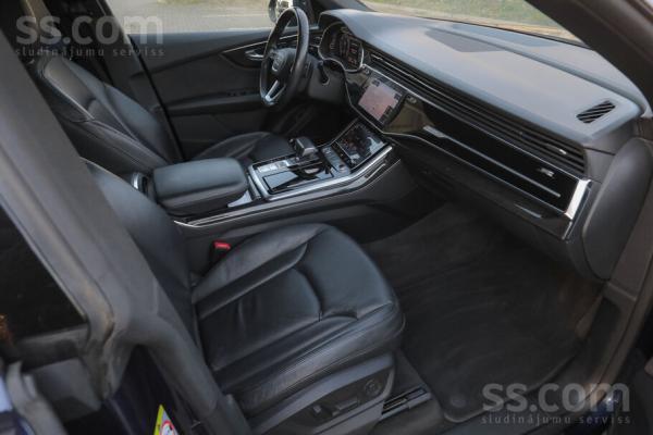 Blue Audi Q8 2019 in Riga, with an engine capacity of 3.00 L and mileage of 140 thousand km for 39990 €, photo 8 on AUTOMOTO.COM.LV