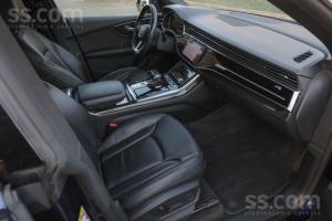 Blue Audi Q8 2019 in Riga, with an engine capacity of 3.00 L and mileage of 140 thousand km for 39990 €, photo 9 on AUTOMOTO.COM.LV