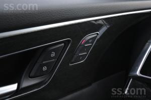 Blue Audi Q8 2019 in Riga, with an engine capacity of 3.00 L and mileage of 140 thousand km for 39990 €, photo 19 on AUTOMOTO.COM.LV