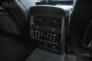 Blue Audi Q8 2019 in Riga, with an engine capacity of 3.00 L and mileage of 140 thousand km for 39990 €, photo 20 on AUTOMOTO.COM.LV