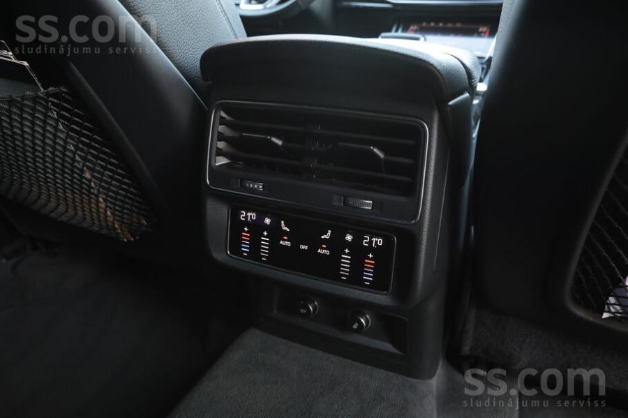 Blue Audi Q8 2019 in Riga, with an engine capacity of 3.00 L and mileage of 140 thousand km for 39990 €, photo 20 on AUTOMOTO.COM.LV