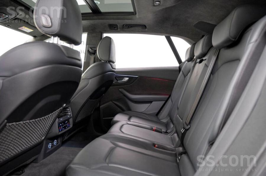 Blue Audi Q8 2019 in Riga, with an engine capacity of 3.00 L and mileage of 84 thousand km for 46500 €, photo 7 on AUTOMOTO.COM.LV
