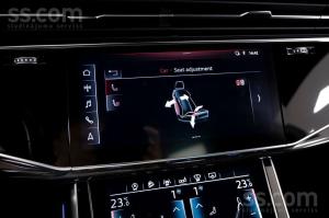 Blue Audi Q8 2019 in Riga, with an engine capacity of 3.00 L and mileage of 84 thousand km for 46500 €, photo 26 on AUTOMOTO.COM.LV