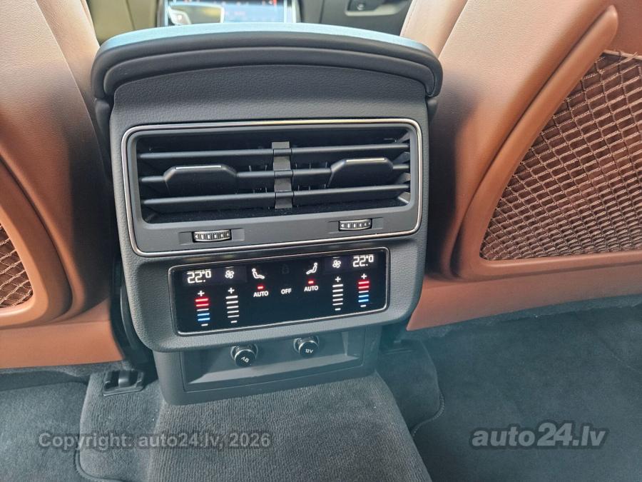 Blue Audi Q8 2019 in Tartu, with an engine capacity of 3.00 L and mileage of 111 thousand km for 44900 €, photo 16 on AUTOMOTO.COM.LV
