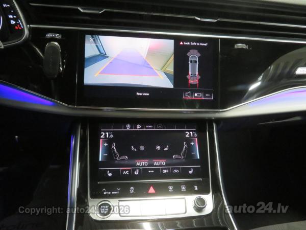 Ауди Q8 2021 в Таллин на AUTOMOTO.COM.LV Синий Ауди Q8 2021 в Таллин, объемом двигателя 3.00 л и пробегом 147 тыс. км за 47000 €, фото 8 на AUTOMOTO.COM.LV