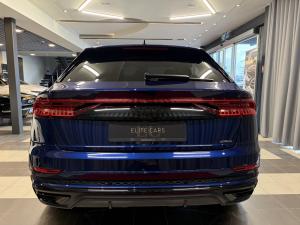 Blue Audi Q8 2022 in Riga, with an engine capacity of 3.00 L and mileage of 107 thousand km for 58900 €, photo 7 on AUTOMOTO.COM.LV