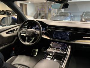 Blue Audi Q8 2022 in Riga, with an engine capacity of 3.00 L and mileage of 107 thousand km for 58900 €, photo 15 on AUTOMOTO.COM.LV