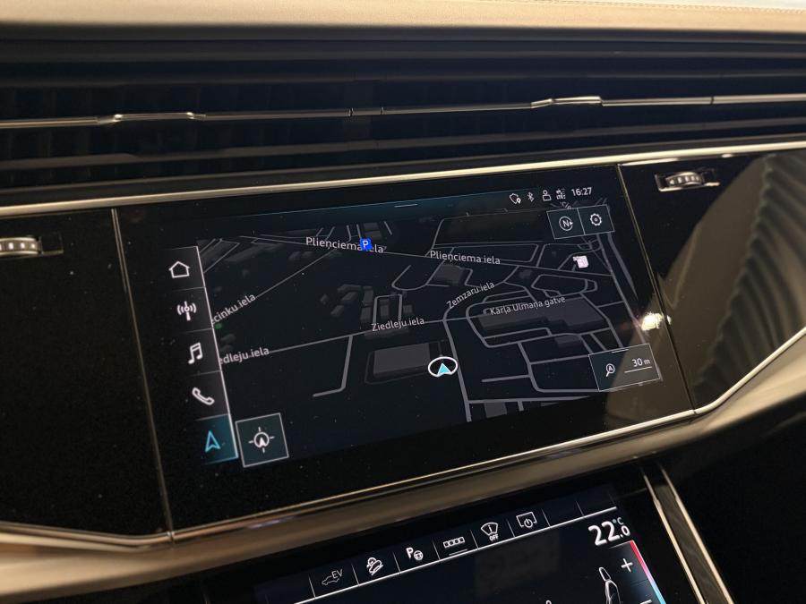 Blue Audi Q8 2022 in Riga, with an engine capacity of 3.00 L and mileage of 107 thousand km for 58900 €, photo 17 on AUTOMOTO.COM.LV