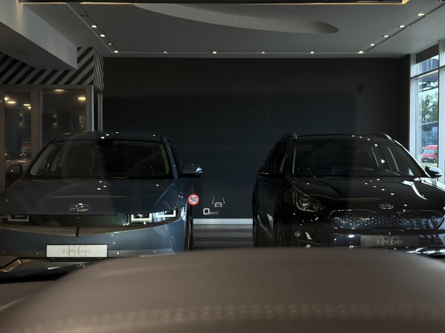 Blue Audi Q8 2022 in Riga, with an engine capacity of 3.00 L and mileage of 107 thousand km for 58900 €, photo 24 on AUTOMOTO.COM.LV