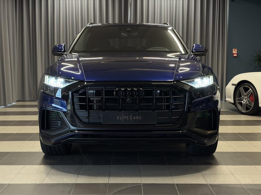 Blue Audi Q8 2022 in Riga, with an engine capacity of 3.00 L and mileage of 107 thousand km for 58900 €, photo 42 on AUTOMOTO.COM.LV