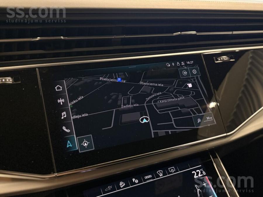 Blue Audi Q8 2022 in Riga, with an engine capacity of 3.00 L and mileage of 107 thousand km for 58900 €, photo 18 on AUTOMOTO.COM.LV