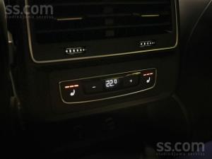 Blue Audi Q8 2022 in Riga, with an engine capacity of 3.00 L and mileage of 107 thousand km for 58900 €, photo 31 on AUTOMOTO.COM.LV