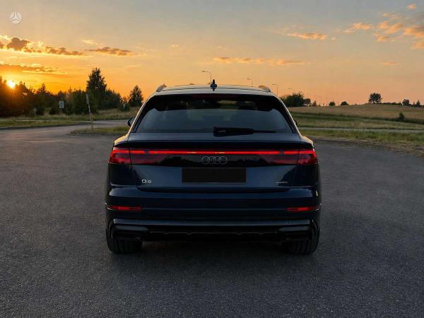 Zils Audi Q8 2026 Viļņa, ar dzinēja tilpumu 3.00 L un nobraukumu 1 tūkst. km par 93500 €, foto 7 vietnē AUTOMOTO.COM.LV