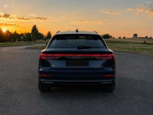 Blue Audi Q8 2026 in Vilnius, with an engine capacity of 3.00 L and mileage of 1 thousand km for 93500 €, photo 7 on AUTOMOTO.COM.LV