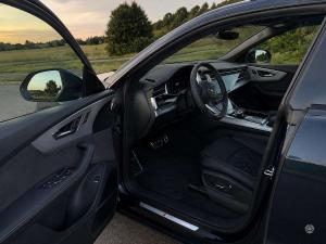 Blue Audi Q8 2026 in Vilnius, with an engine capacity of 3.00 L and mileage of 1 thousand km for 93500 €, photo 9 on AUTOMOTO.COM.LV