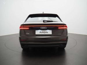 Brown Audi Q8 2019 in Vilnius, with an engine capacity of 2.97 L and mileage of 158 thousand km for 42900 €, photo 6 on AUTOMOTO.COM.LV