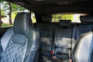 Brown Audi Q8 2019 in Riga, with an engine capacity of 3.00 L and mileage of 125 thousand km for 42000 €, photo 11 on AUTOMOTO.COM.LV
