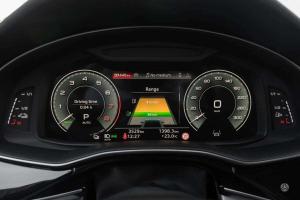 Brown Audi Q8 2025 in Vilnius, with an engine capacity of 3.00 L and mileage of 28 thousand km for 78400 €, photo 21 on AUTOMOTO.COM.LV