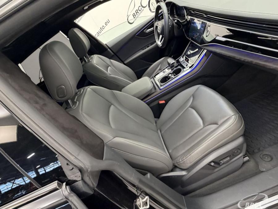 Audi Q8 2019 in Vilnius, with an engine capacity of 3.00 L and mileage of 61 thousand km for 42900 €, photo 6 on AUTOMOTO.COM.LV