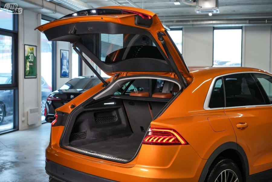 Audi Q8 2019 in Marijampole, with an engine capacity of 3.00 L and mileage of 165 thousand km for 37950 €, photo 16 on AUTOMOTO.COM.LV