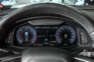 Audi Q8 2019 in Marijampole, with an engine capacity of 3.00 L and mileage of 165 thousand km for 37950 €, photo 28 on AUTOMOTO.COM.LV