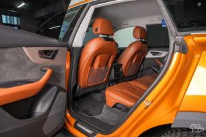 Audi Q8 2019 in Marijampole, with an engine capacity of 3.00 L and mileage of 165 thousand km for 37950 €, photo 31 on AUTOMOTO.COM.LV