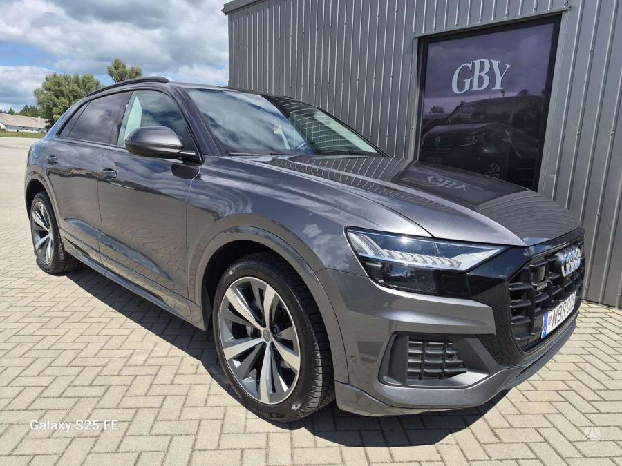 Audi Q8 2019 in Taurage, with an engine capacity of 2.97 L and mileage of 220 thousand km for 39000 €, photo 4 on AUTOMOTO.COM.LV