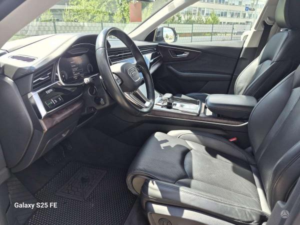 Audi Q8 2019 in Taurage, with an engine capacity of 2.97 L and mileage of 220 thousand km for 39000 €, photo 9 on AUTOMOTO.COM.LV