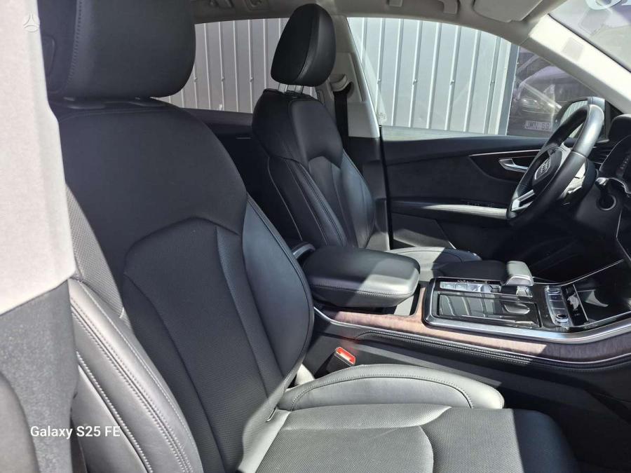Audi Q8 2019 in Taurage, with an engine capacity of 2.97 L and mileage of 220 thousand km for 39000 €, photo 15 on AUTOMOTO.COM.LV