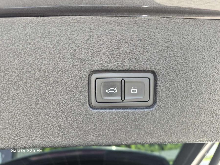 Audi Q8 2019 in Taurage, with an engine capacity of 2.97 L and mileage of 220 thousand km for 39000 €, photo 31 on AUTOMOTO.COM.LV