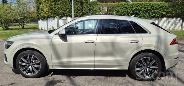 Audi Q8 2021 in Riga, with an engine capacity of 3.00 L and mileage of 185 thousand km for 49500 €, photo 3 on AUTOMOTO.COM.LV