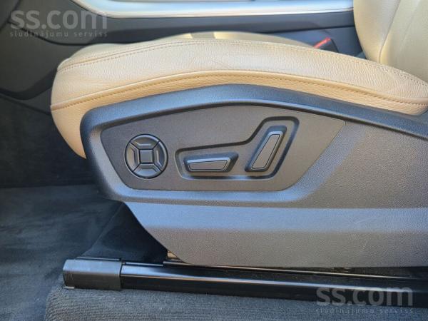 Audi Q8 2021 in Riga, with an engine capacity of 3.00 L and mileage of 196 thousand km for 47000 €, photo 8 on AUTOMOTO.COM.LV