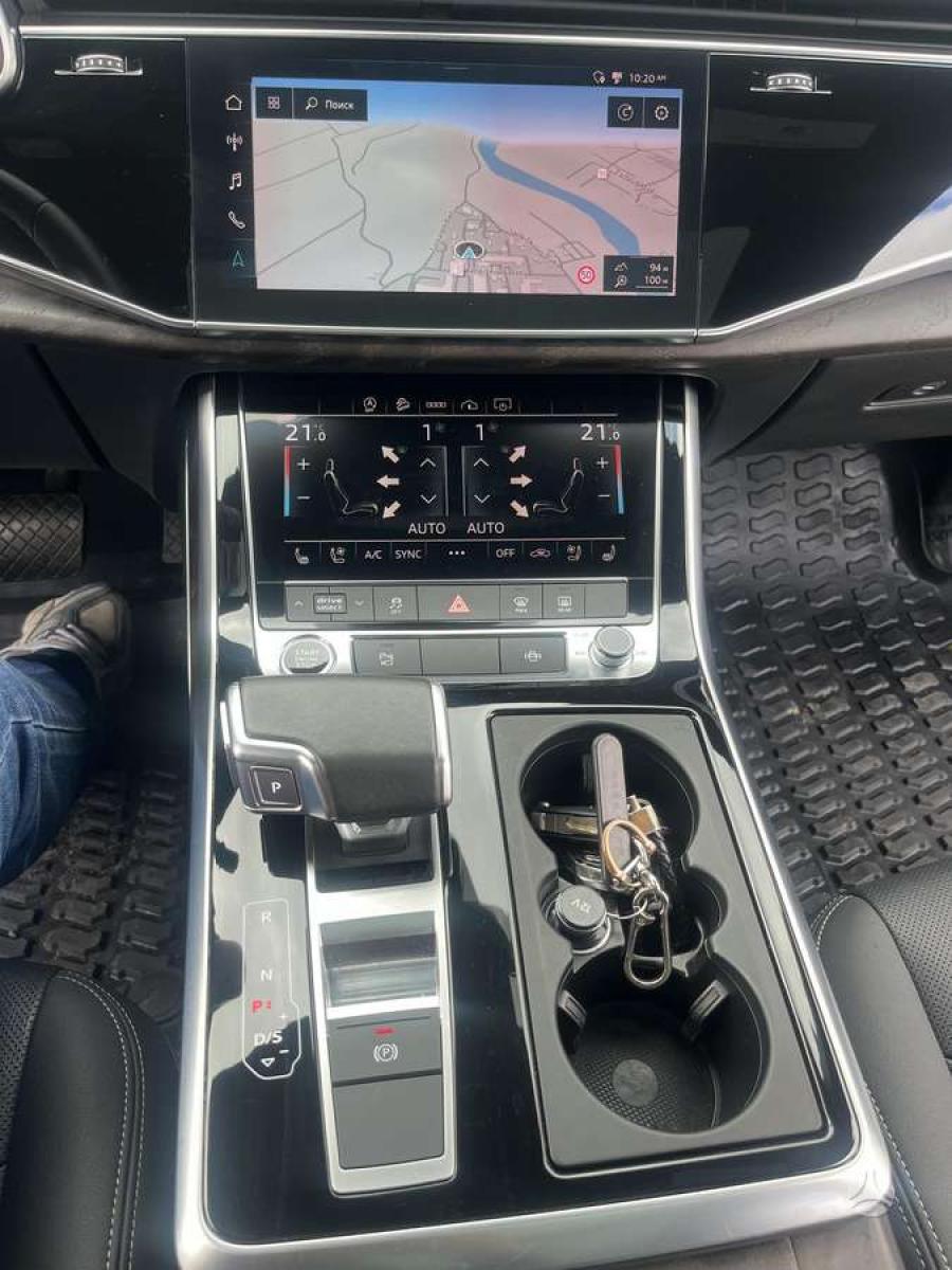 Audi Q8 2021 in Vilnius, with an engine capacity of 3.00 L and mileage of 61 thousand km for 52900 €, photo 6 on AUTOMOTO.COM.LV
