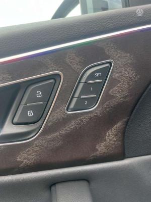 Audi Q8 2021 in Vilnius, with an engine capacity of 3.00 L and mileage of 61 thousand km for 52900 €, photo 8 on AUTOMOTO.COM.LV