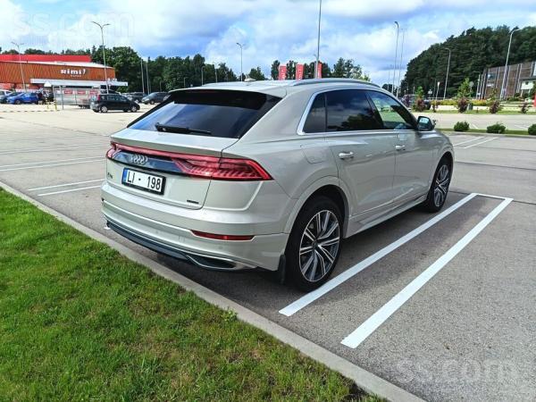 Audi Q8 2021 in Riga, with an engine capacity of 3.00 L and mileage of 200 thousand km for 41000 €, photo 3 on AUTOMOTO.COM.LV