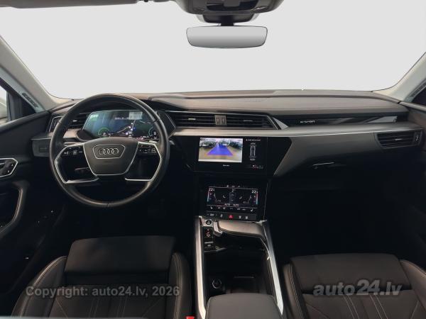 Beige Audi Q8 e-tron 2023 in Tallinn, with an engine capacity of 0.00 L and mileage of 45 thousand km for 54900 €, photo 9 on AUTOMOTO.COM.LV