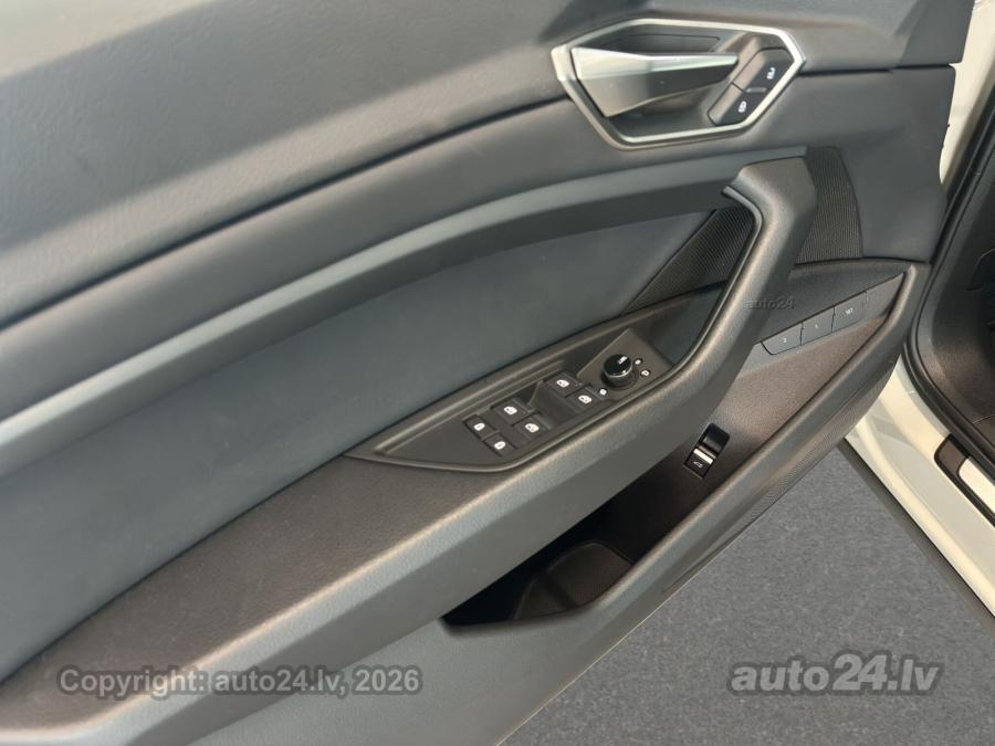 Бежевый Ауди Q8 e-tron 2023 в Таллин, объемом двигателя 0.00 л и пробегом 45 тыс. км за 54900 €, фото 8 на AUTOMOTO.COM.LV