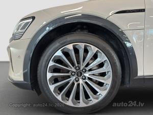 Бежевый Ауди Q8 e-tron 2023 в Таллин, объемом двигателя 0.00 л и пробегом 45 тыс. км за 54900 €, фото 11 на AUTOMOTO.COM.LV