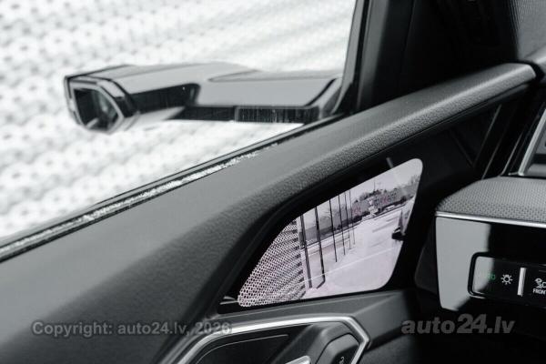 Black Audi Q8 e-tron 2023 in Riga, with an engine capacity of 0.00 L and mileage of 43 thousand km for 59335 €, photo 7 on AUTOMOTO.COM.LV