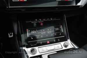 Melns Audi Q8 e-tron 2023 Rīga, ar dzinēja tilpumu 0.00 L un nobraukumu 43 tūkst. km par 59335 €, foto 27 vietnē AUTOMOTO.COM.LV