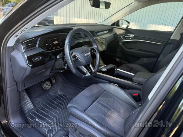 Black Audi Q8 e-tron 2024 in Tallinn, with an engine capacity of 0.00 L and mileage of 57 thousand km for 54990 €, photo 9 on AUTOMOTO.COM.LV